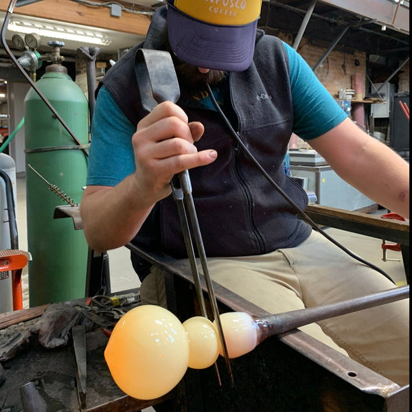 Design Your Snowman - Sunday December 15 - www.waterstreetglassworks.org